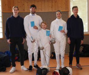 Fechten: Drei Fechter und Fechterinnen bestehen Turnierreifeprüfung ...